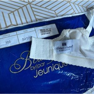 Colesce Couture | Intimates & Sleepwear | Vtg Colesce Couture Torpedo ...